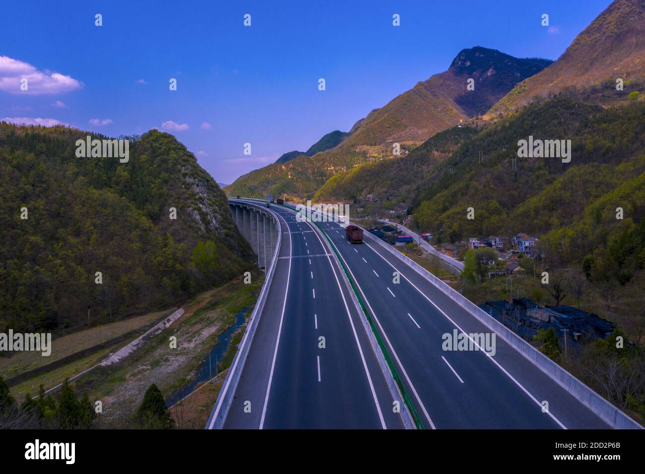 Through the call north expressway in the western mountains Stock Photo ...