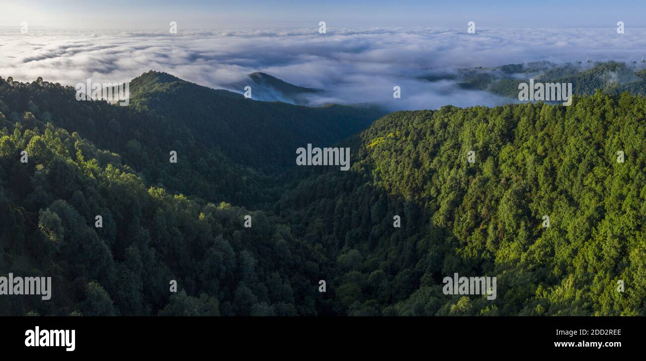 In the west of henan funiu Lin hai wave Stock Photo - Alamy