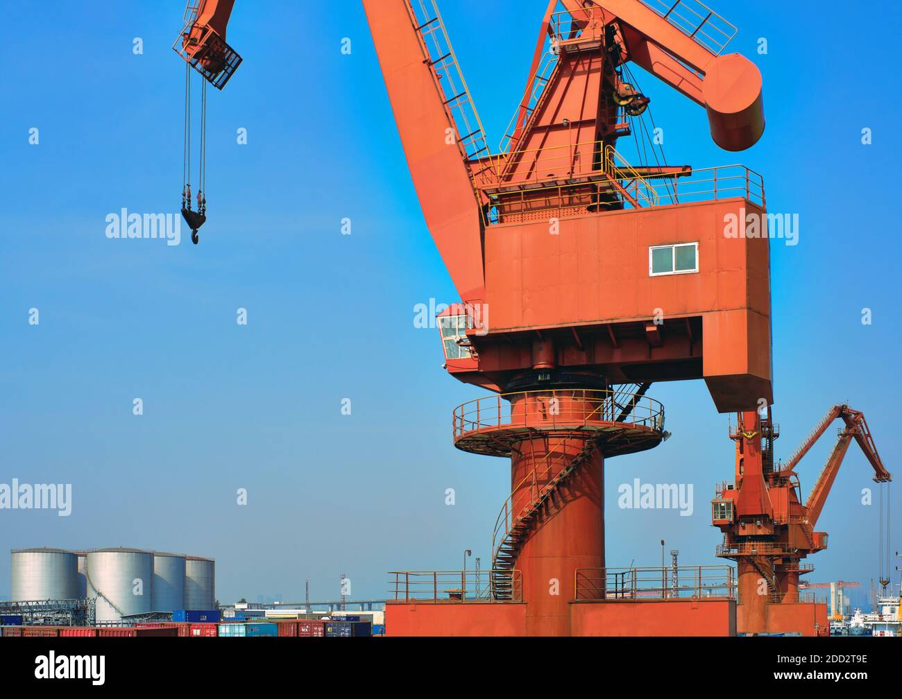 Tank containers hi-res stock photography and images - Alamy