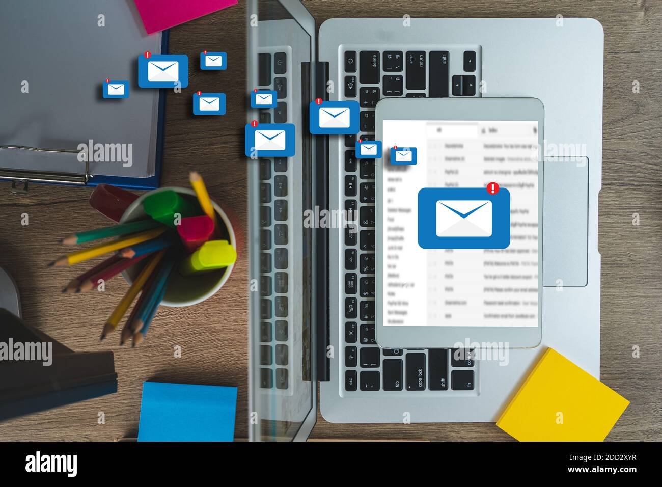 Mail Communication Connection message to mailing contacts phone Global ...