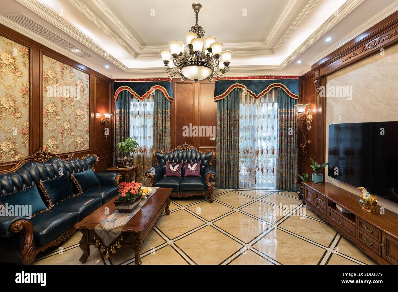 Space outfit hi-res stock photography and images - Alamy