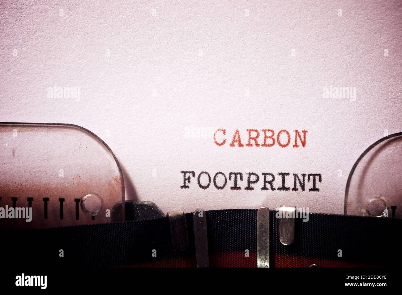 Carbon paper old typewriter hi-res stock photography and images - Alamy