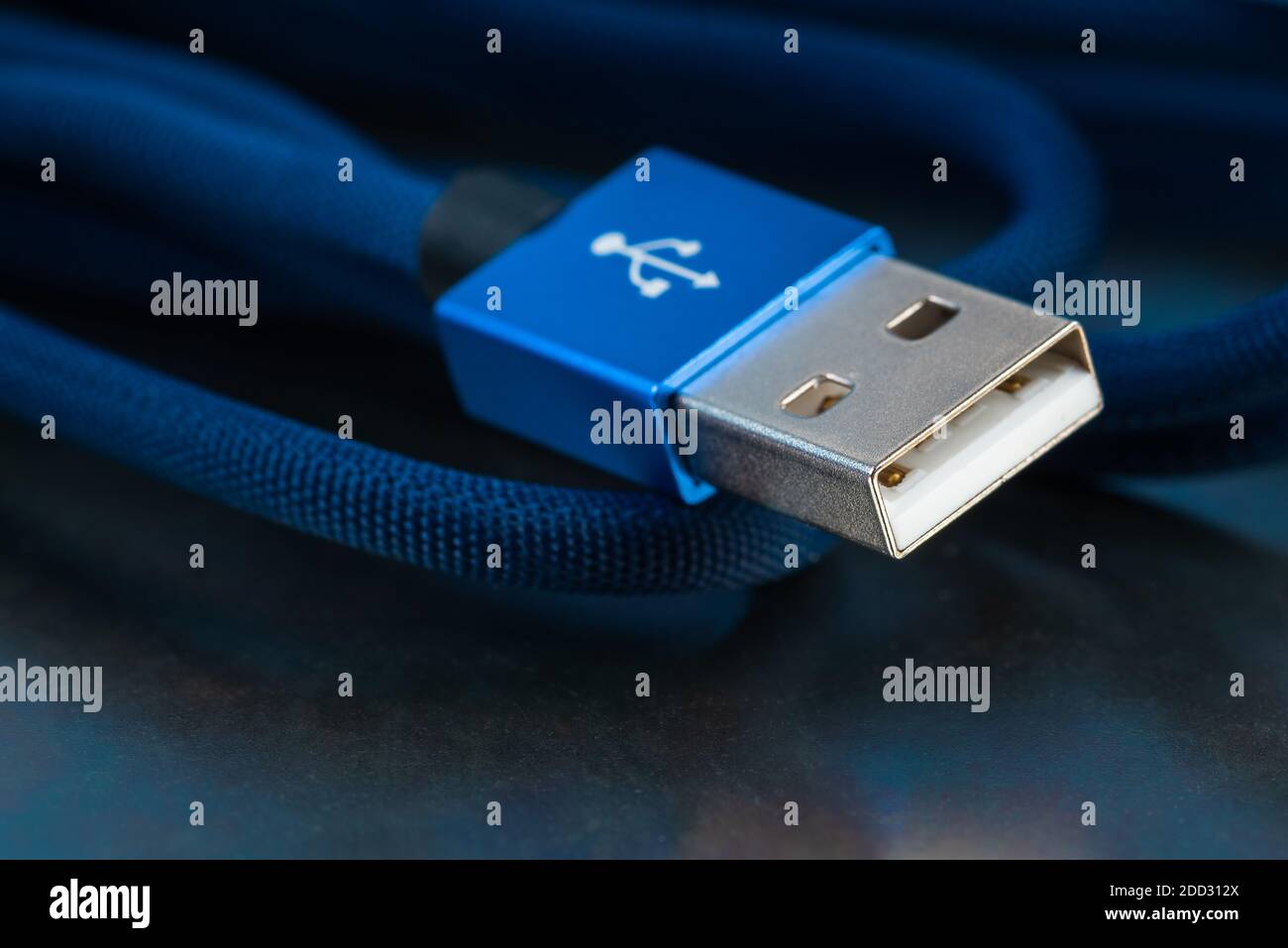 Usb cable on metallic background Stock Photo - Alamy