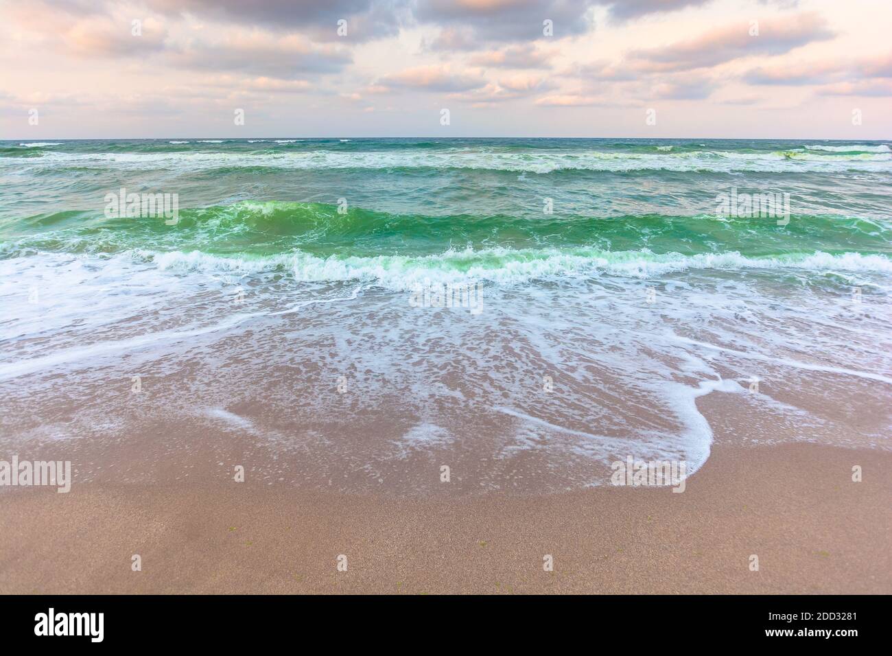 Changing Waves High Resolution Stock Photography and Images - Alamy