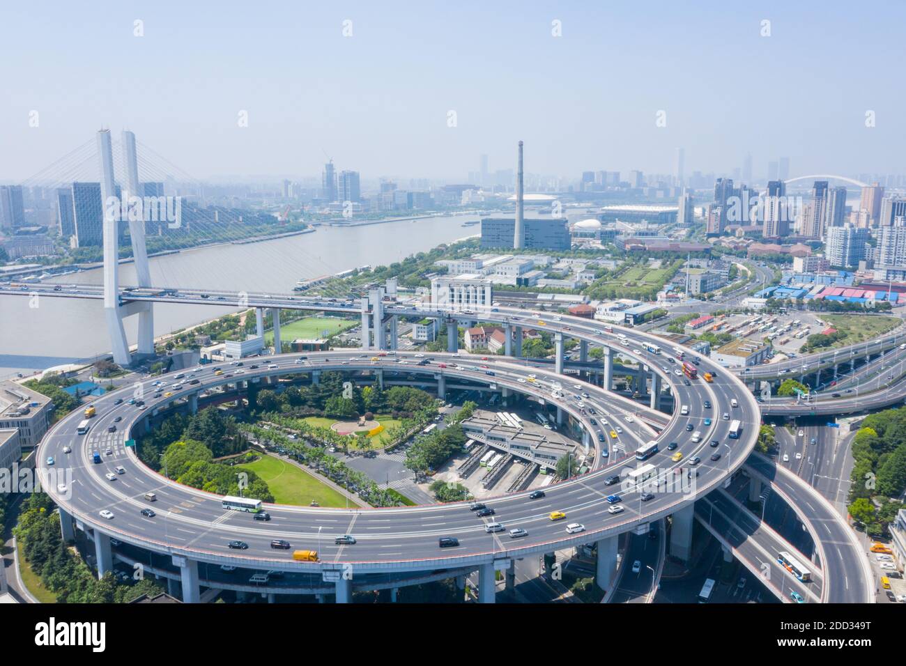 Nanpu bridge and huangpu river hi-res stock photography and images - Alamy