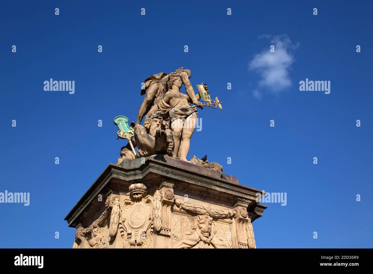 Peter van of the surge hi-res stock photography and images - Alamy