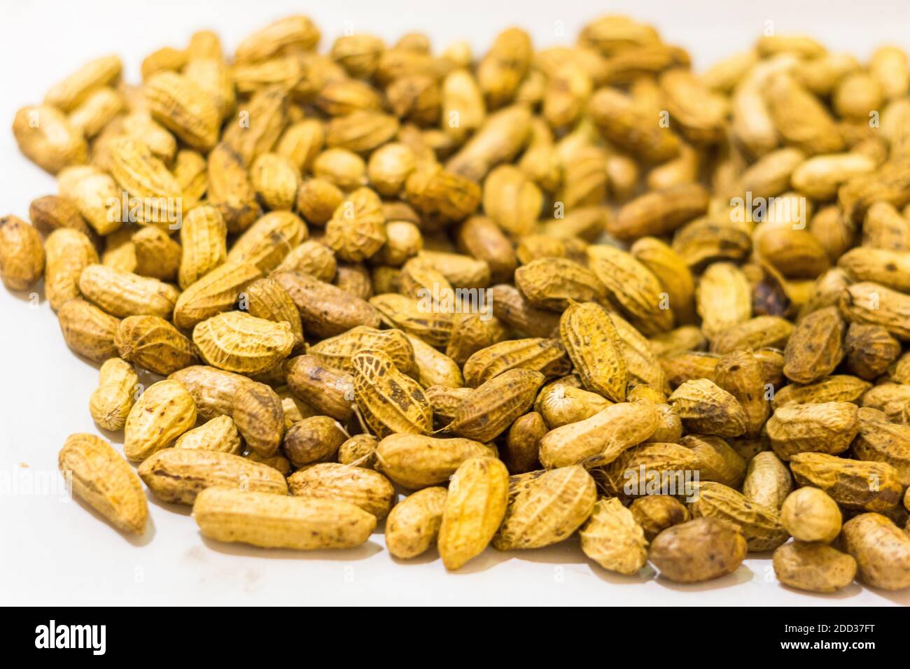 Boiled peanuts hi-res stock photography and images - Alamy