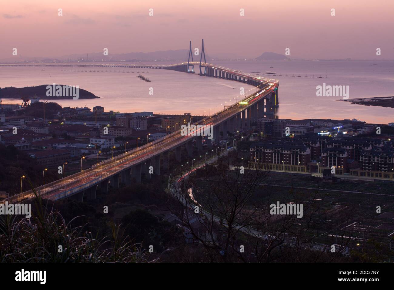 Jintang bridge hi-res stock photography and images - Alamy