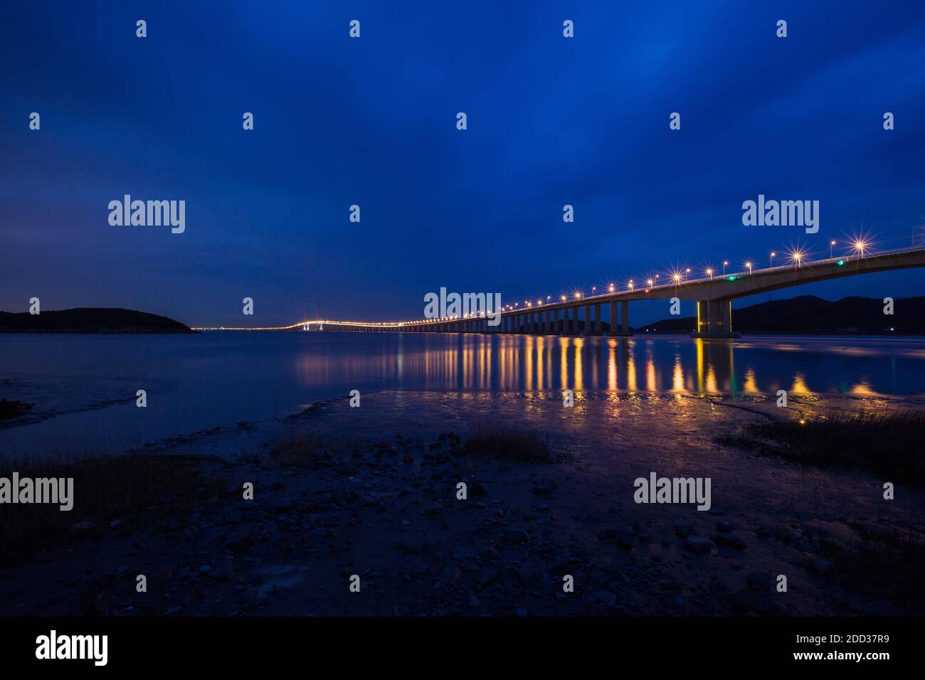 Jintang bridge hi-res stock photography and images - Alamy