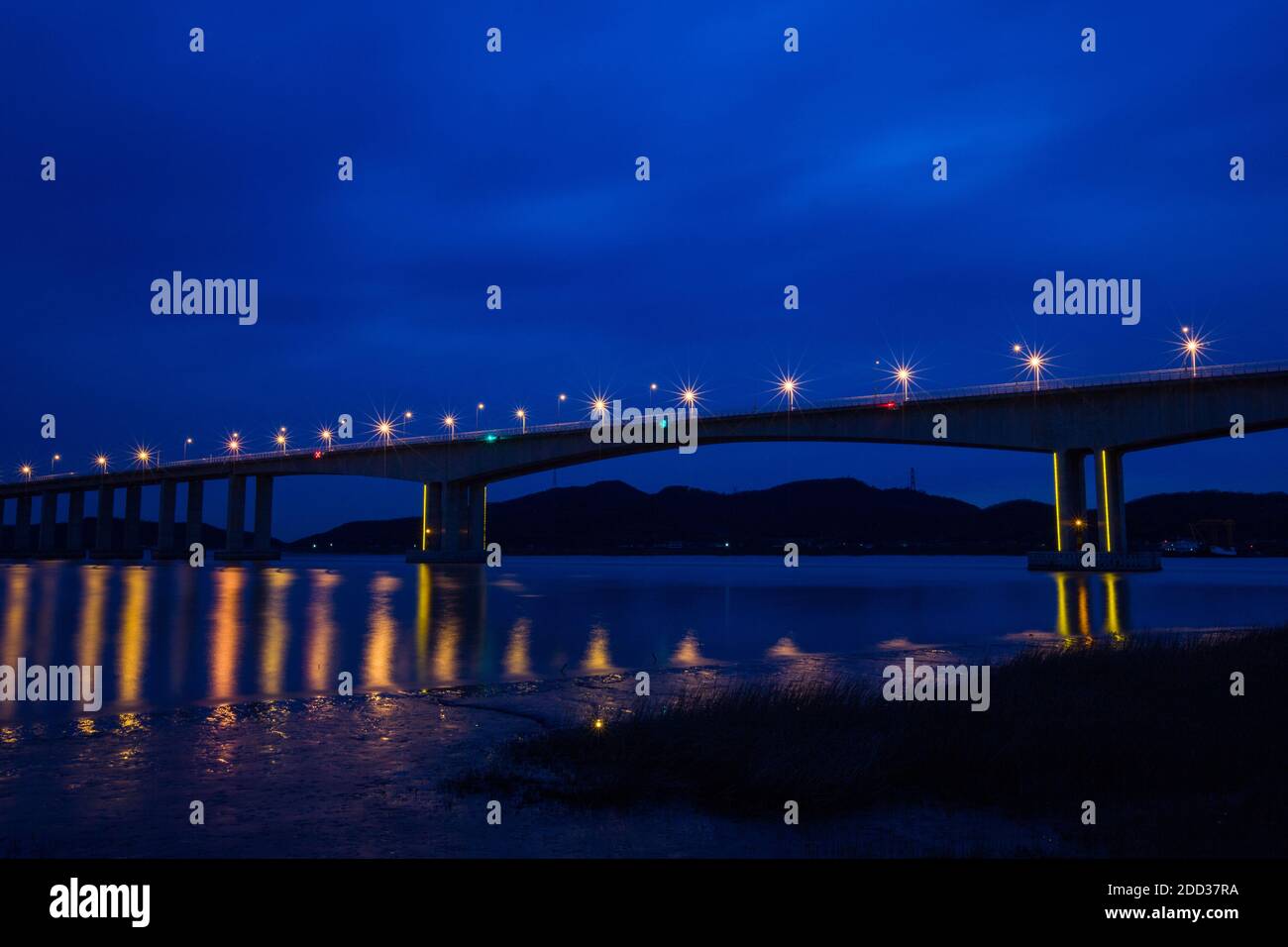 Jintang bridge hi-res stock photography and images - Alamy