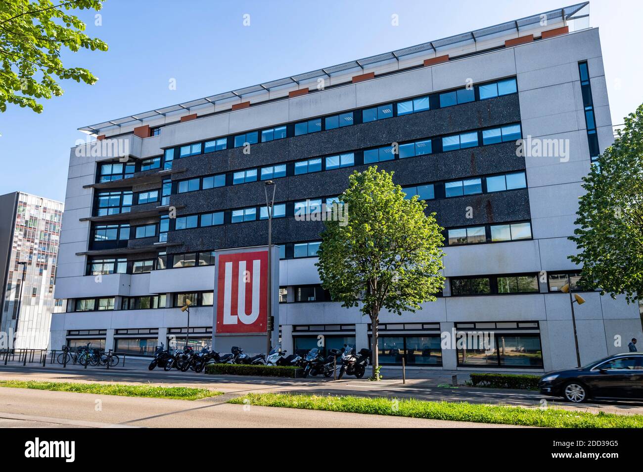 Nantes (north-western France): Nantes Metropole office building, former ...