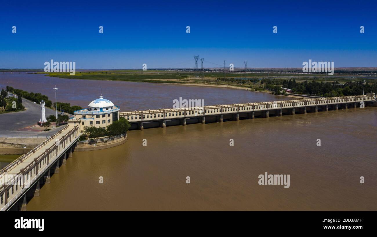 Three sheng male bayinnaoer city rung mouth county water conservancy ...
