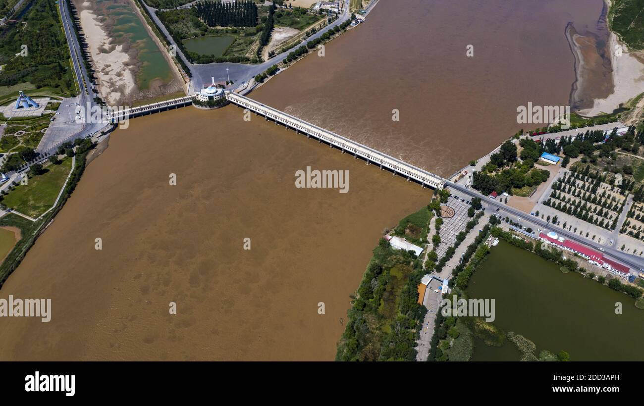 Three sheng male bayinnaoer city rung mouth county water conservancy ...