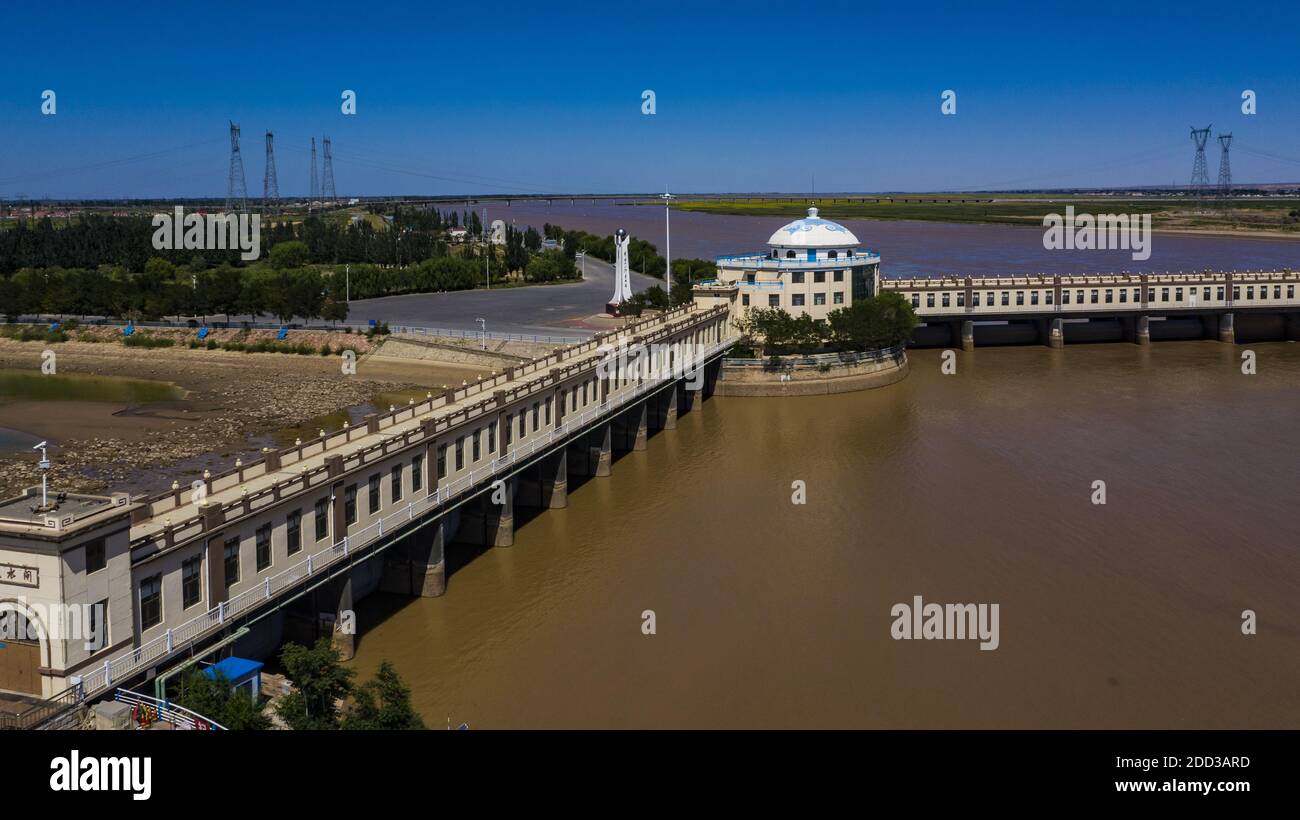 Three sheng male bayinnaoer city rung mouth county water conservancy ...