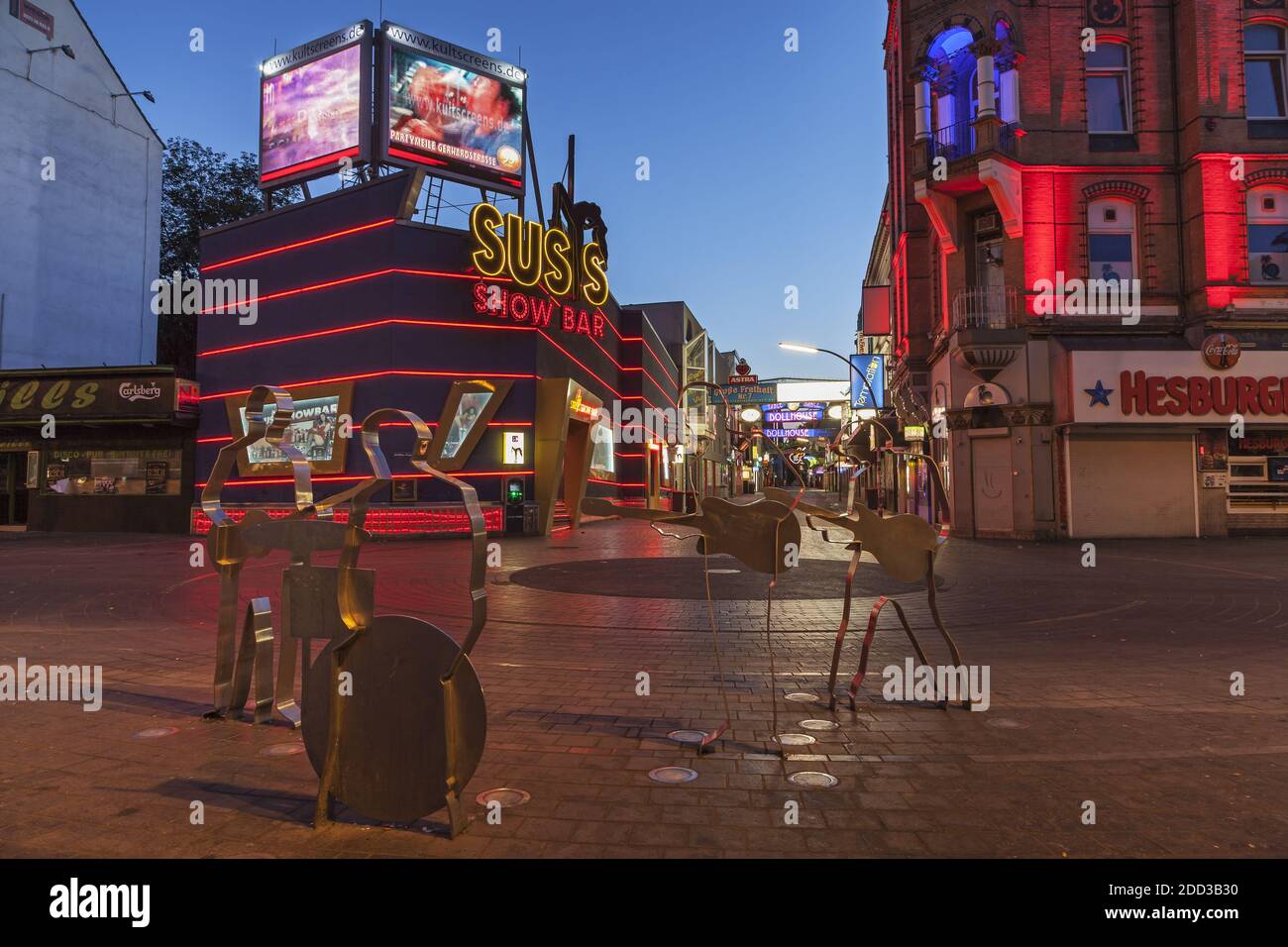 Reeperbahn beatles hi-res stock photography and images - Alamy
