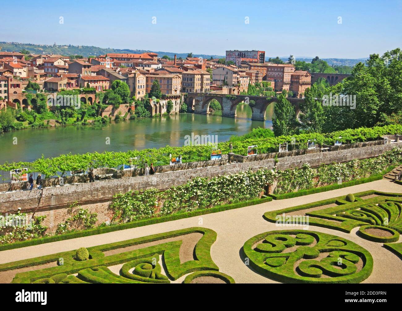 Tarn river, Albi, Occitanie, France Stock Photo - Alamy