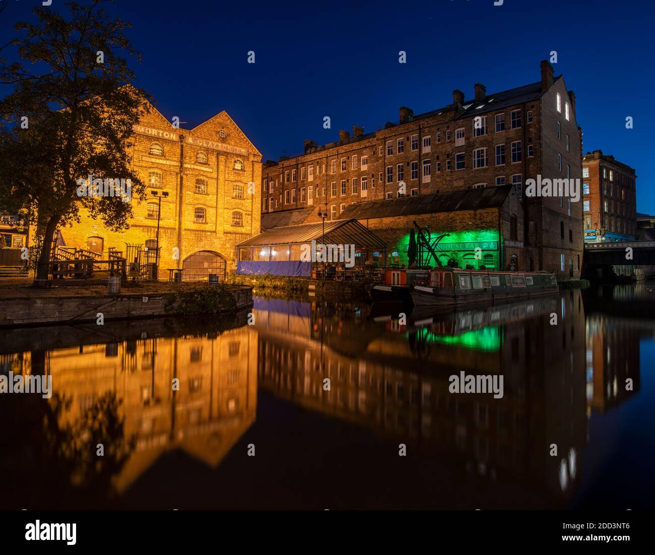 Canalside Blue Hour Reflections in Nottingham City Centre ...