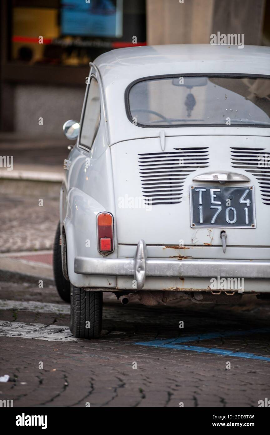 Fiat 600 vintage model hi-res stock photography and images - Alamy
