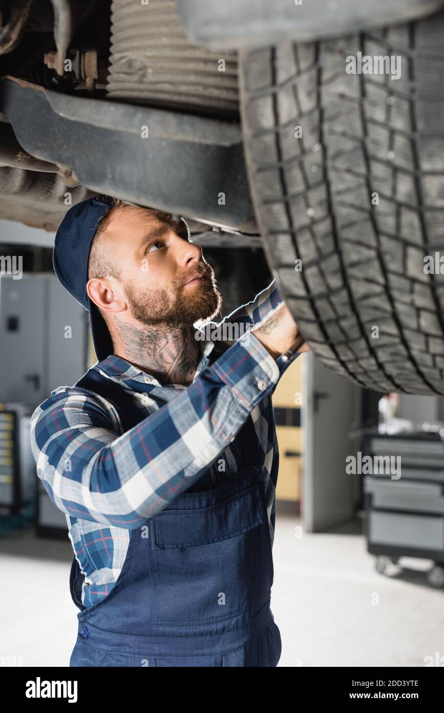 Adjusting wheel hi-res stock photography and images - Alamy