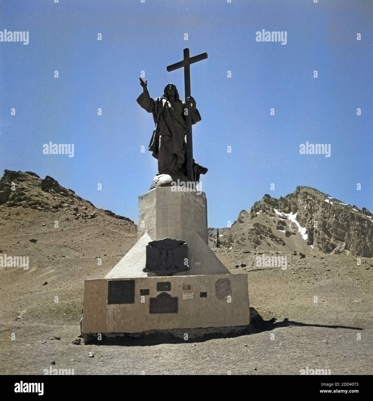 Cristo rendetor de los andes hi-res stock photography and images - Alamy