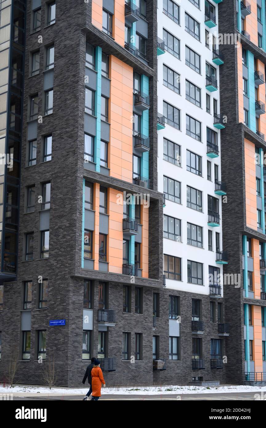 Apartments apartment block moscow hi-res stock photography and images ...