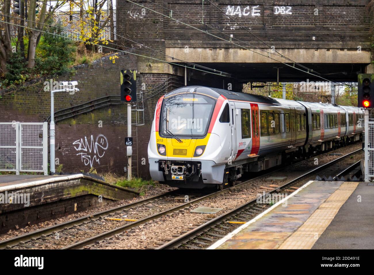 Aventra bombardier train hi-res stock photography and images - Alamy