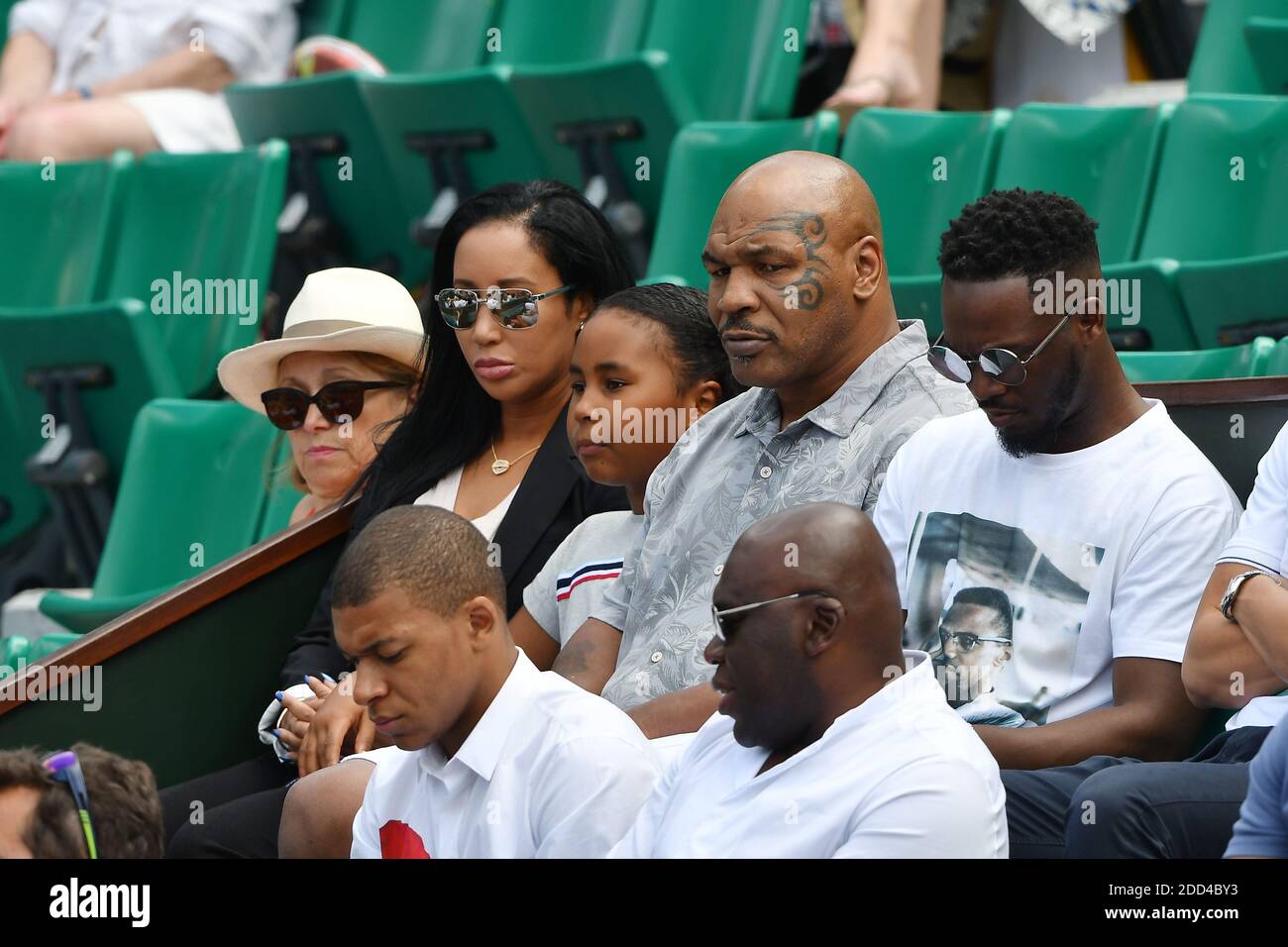 Former heavyweight champion Mike Tyson,his wife Lakiha Spicer,his ...