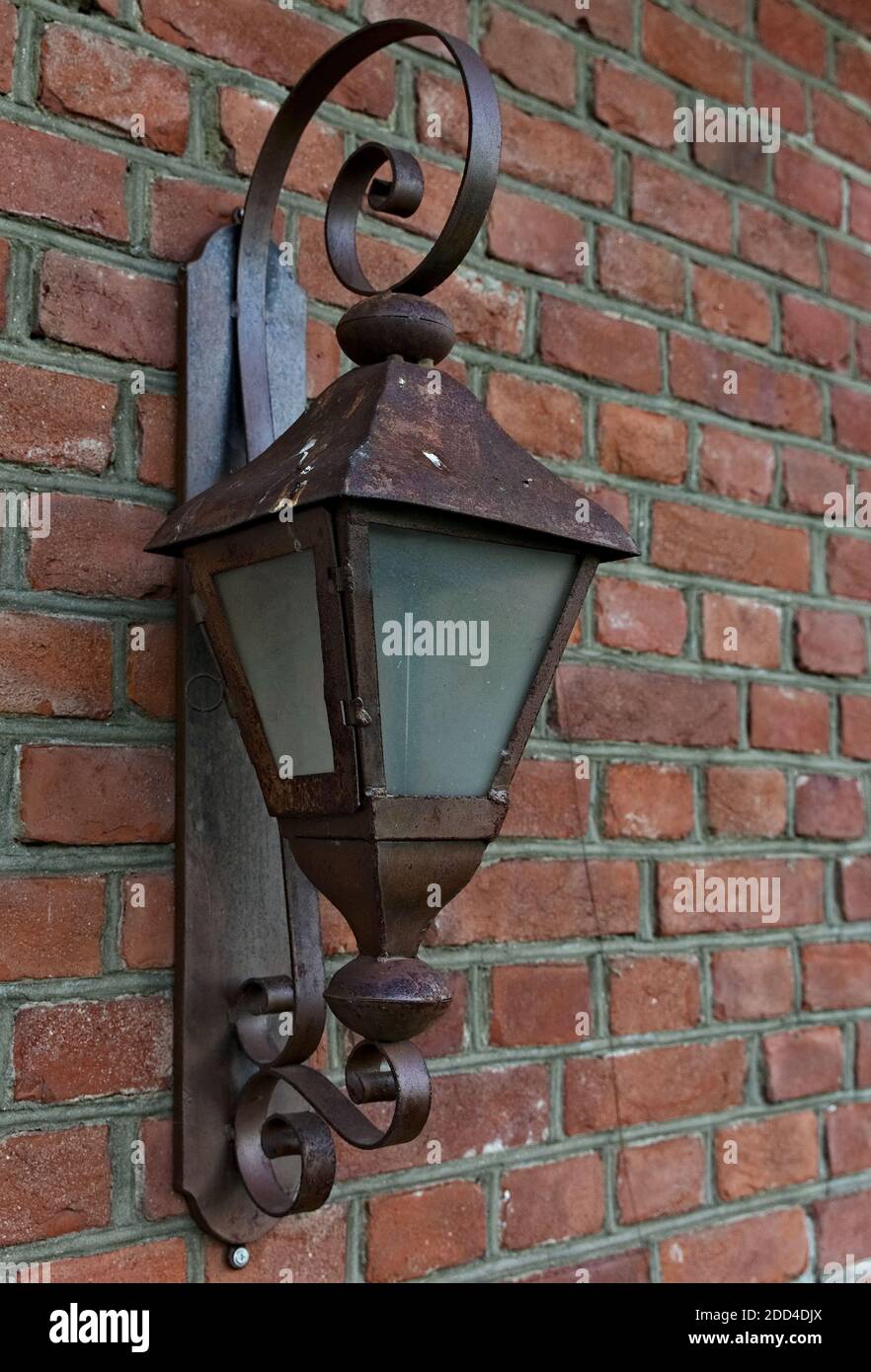 Rusted street lamp hi-res stock photography and images - Alamy