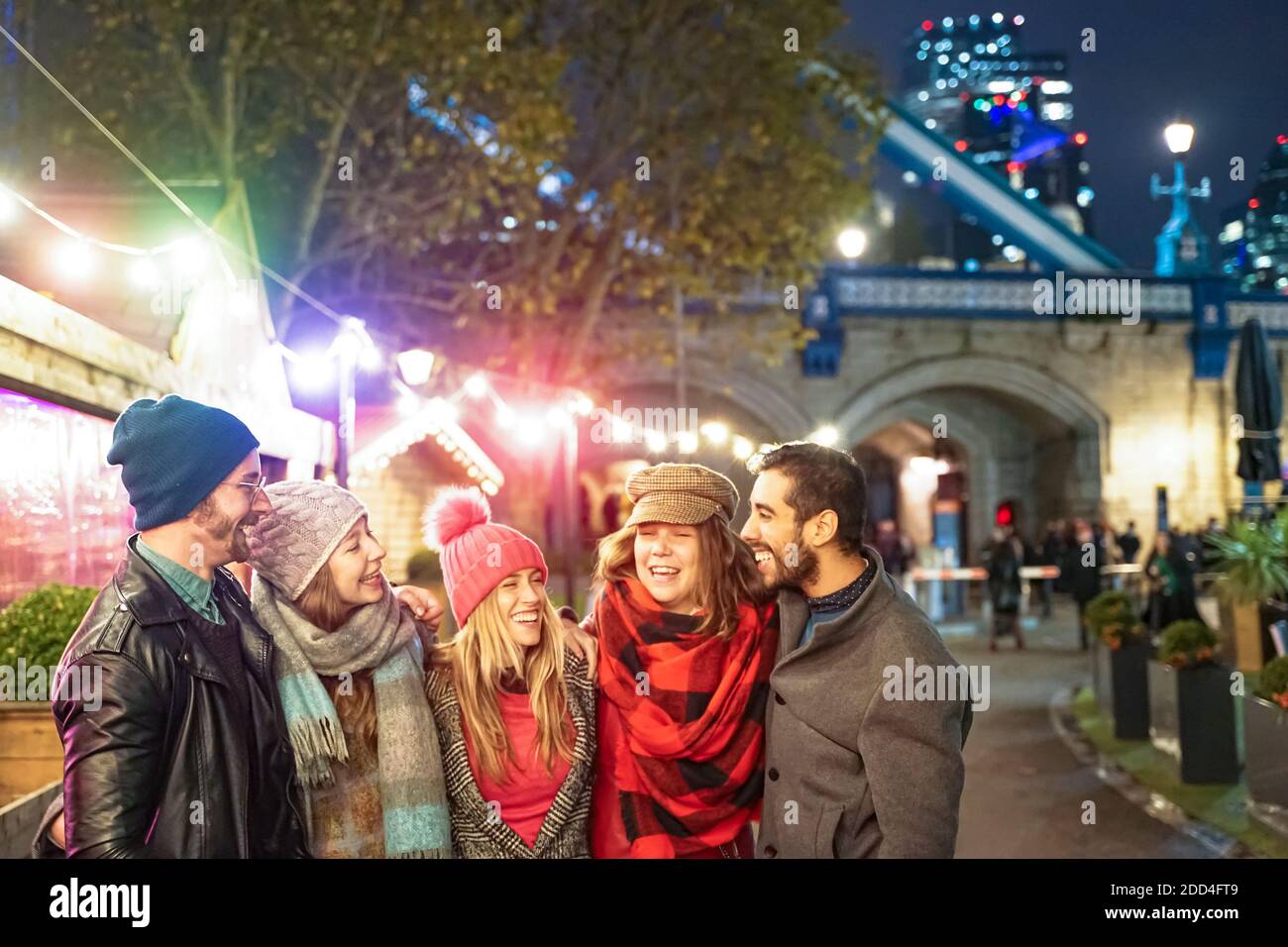 Girls night out street hi-res stock photography and images - Alamy