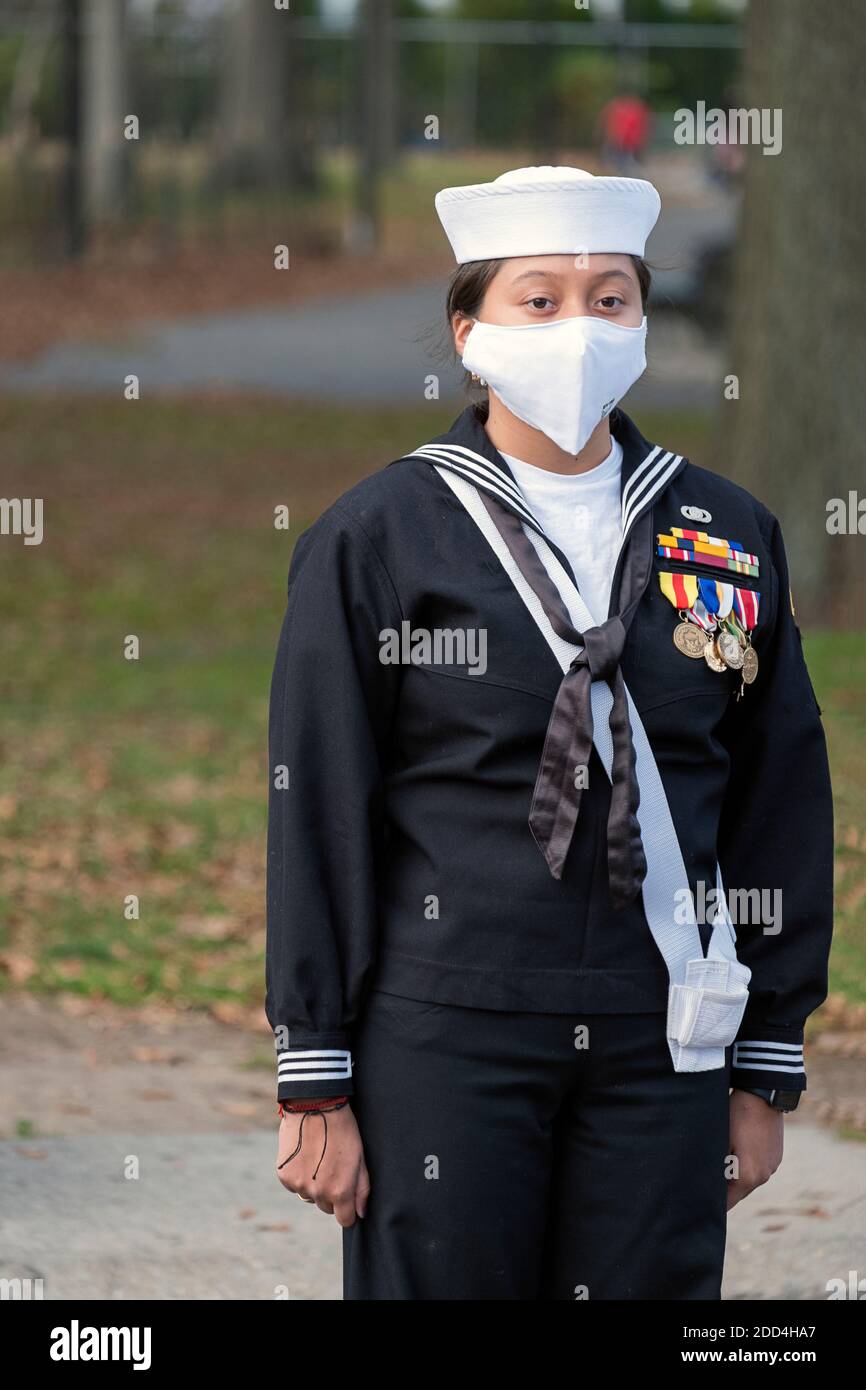 Female military us 2020 hi-res stock photography and images - Alamy