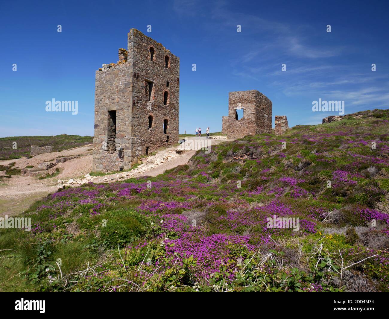 Mining ruins at Wheal Coates, St Agnes, Cornwall Stock Photo - Alamy