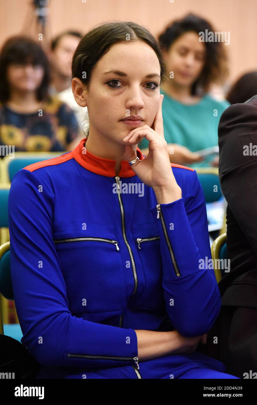 Jeanne Galice High Resolution Stock Photography and Images - Alamy