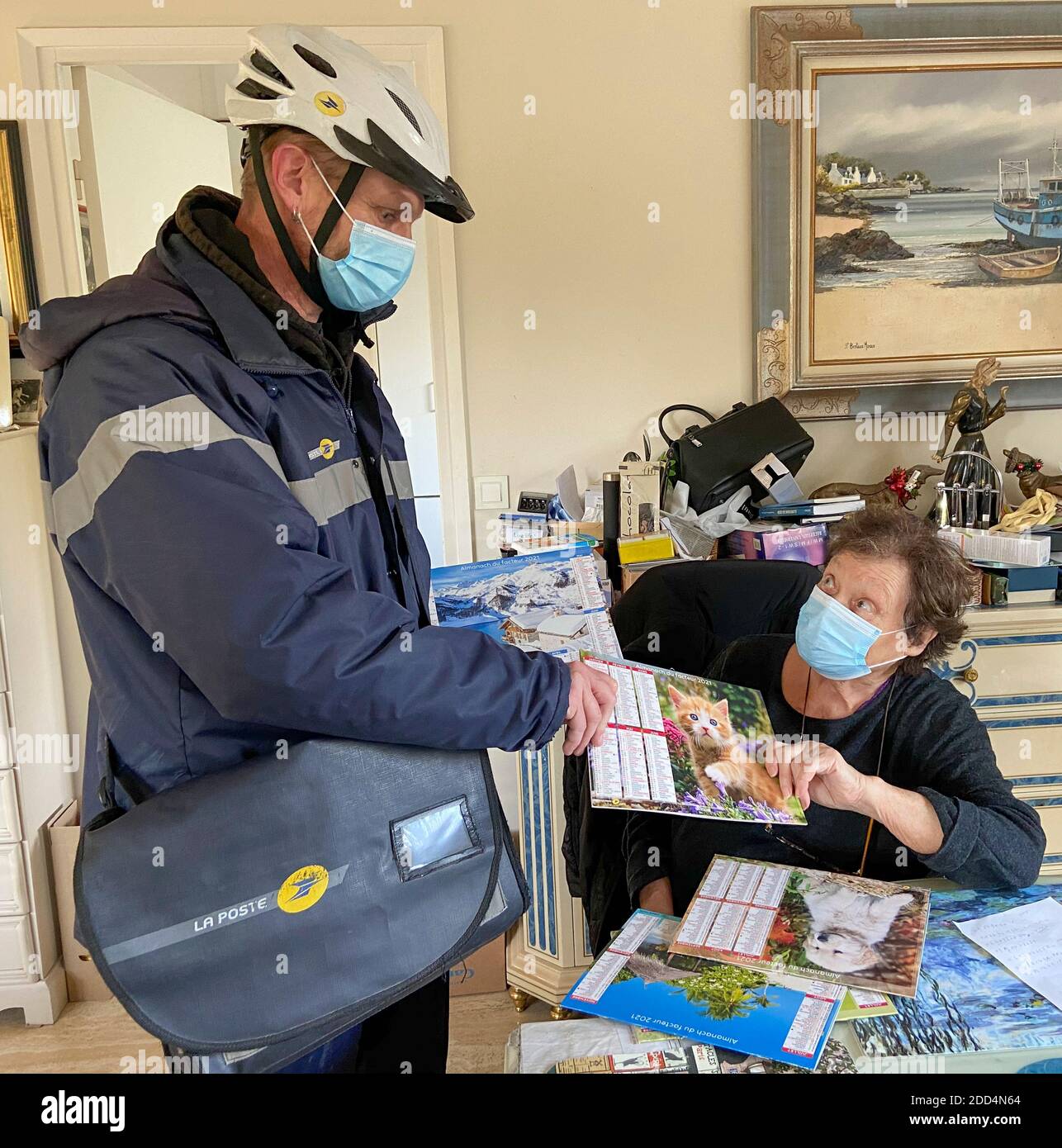 Calendriers de la poste hi-res stock photography and images - Alamy