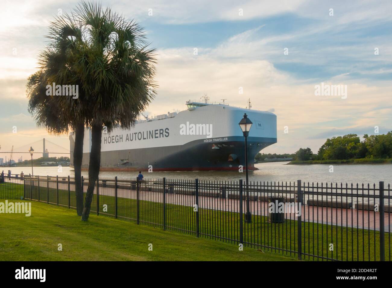 Container ship savannah river hi-res stock photography and images - Alamy