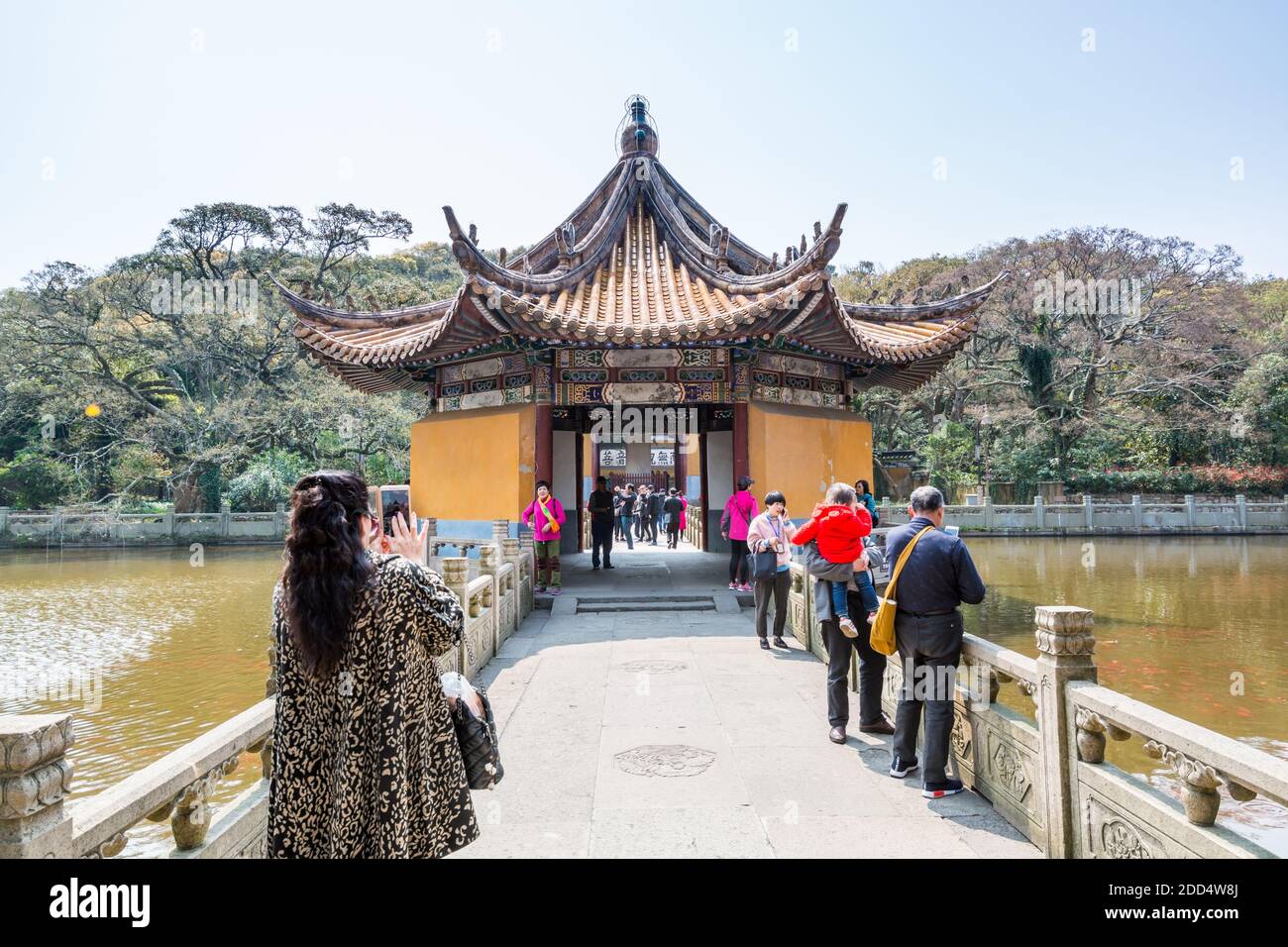 A Chinese traditional pavilion in the lake in the Putuoshan, Zhoushan ...