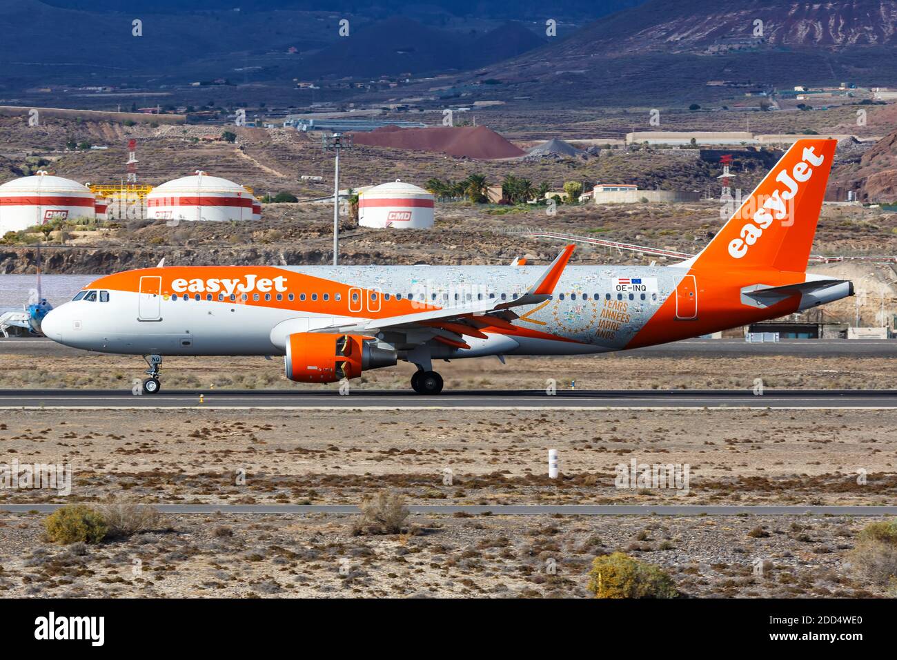 Easyjet airline livery aircraft airplane hi-res stock photography and ...