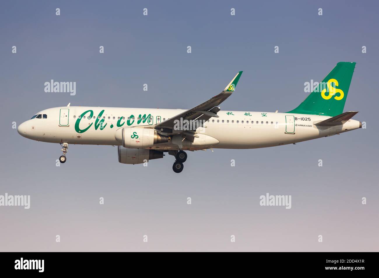 Shanghai, China - September 28, 2019: Spring Airlines Airbus A320 ...