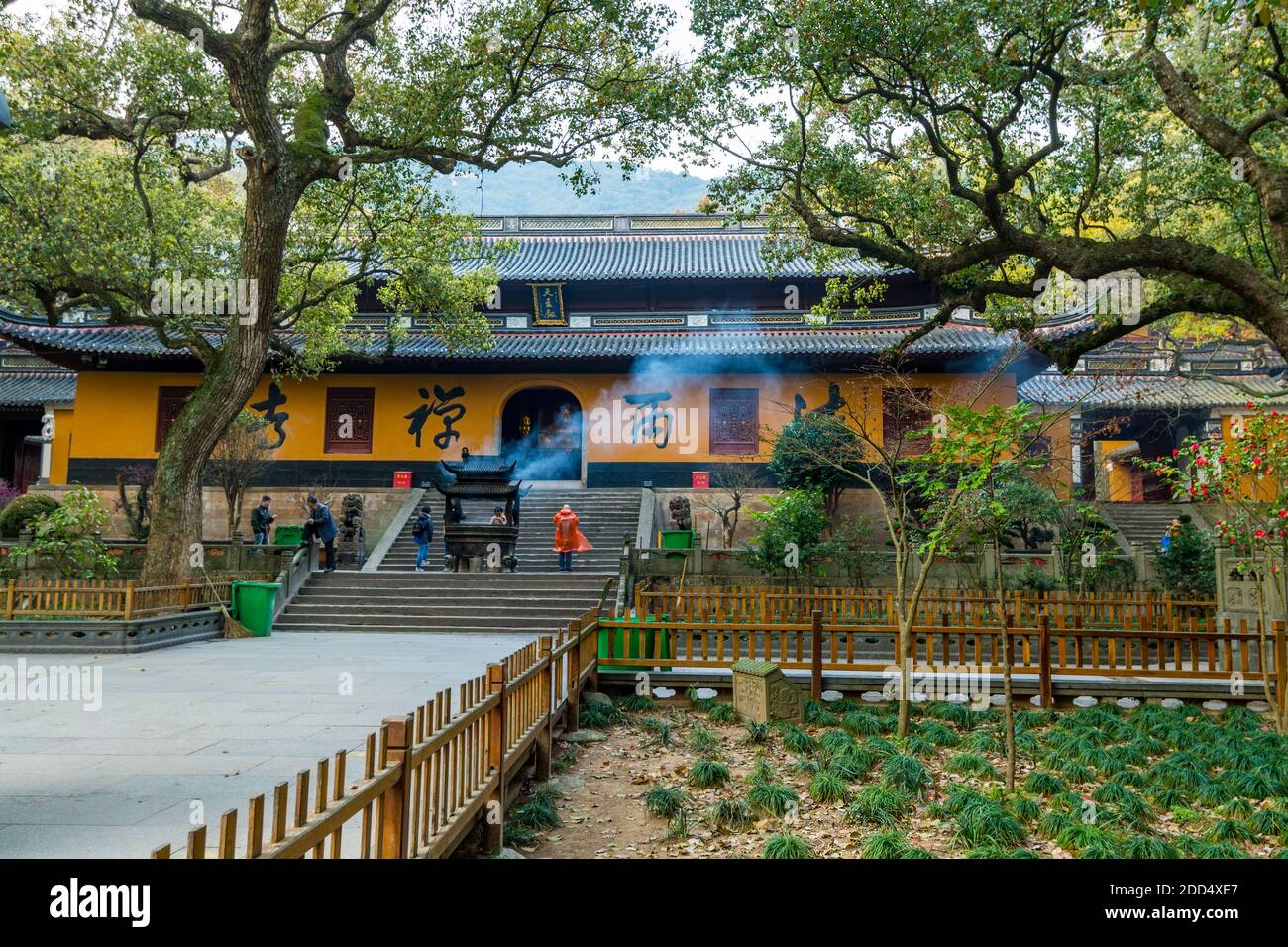 A Chinese traditional Buddha Fayu Temples in the Putuoshan, Zhoushan ...