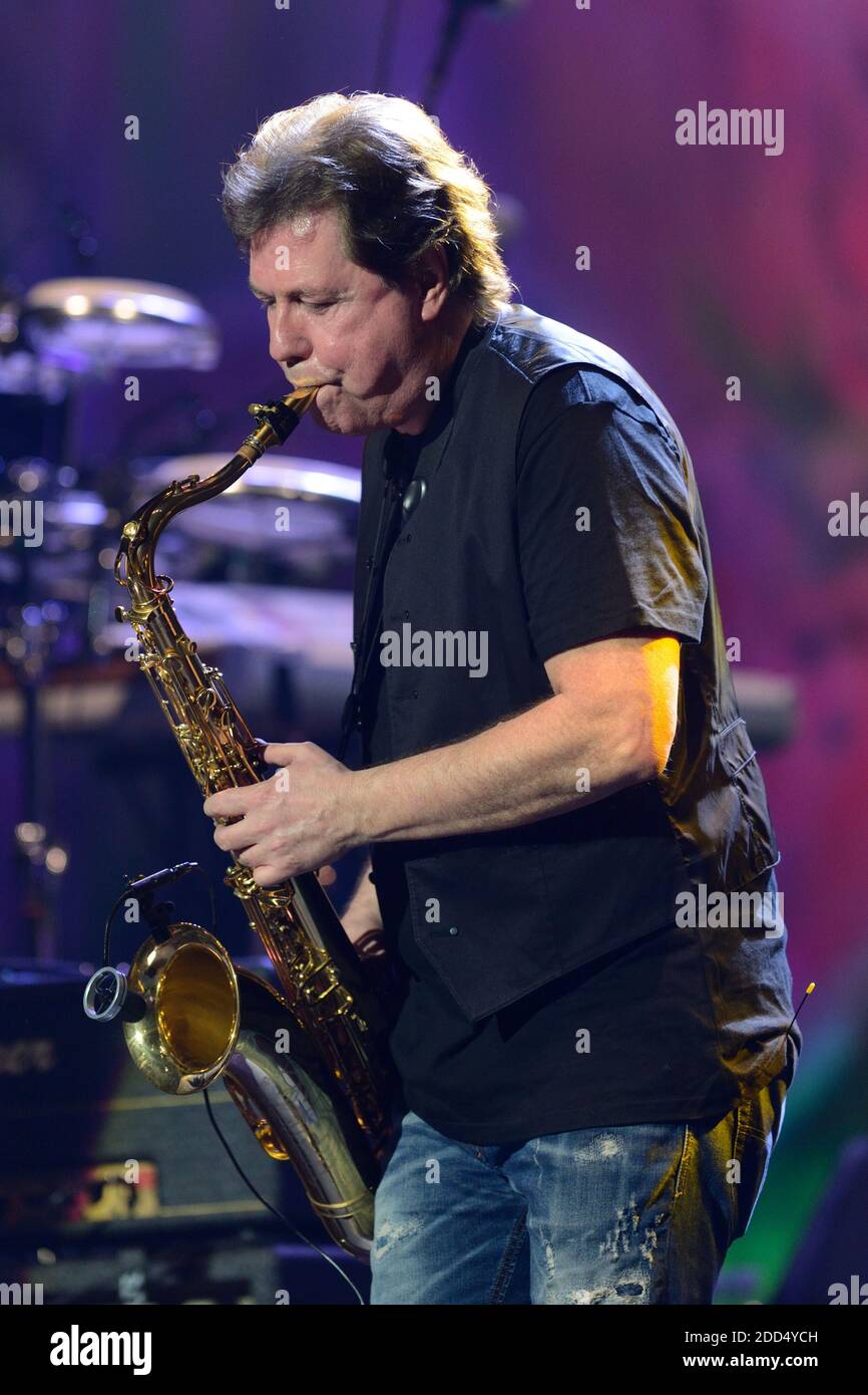 Warren Ham performs with Ringo Starr and his all Start Band at L ...