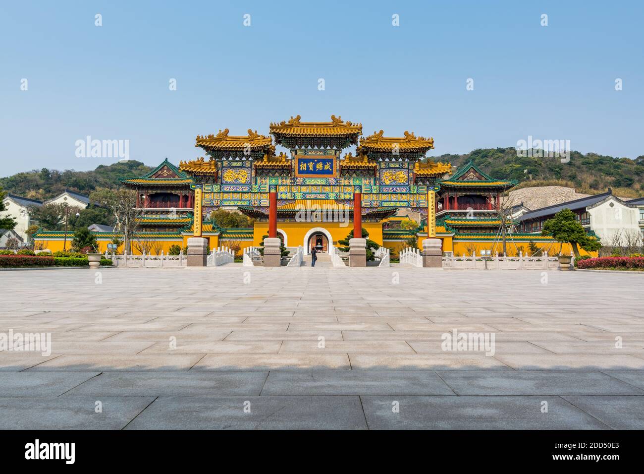 Gate of Chinese traditional royal style colorful temples in the ...
