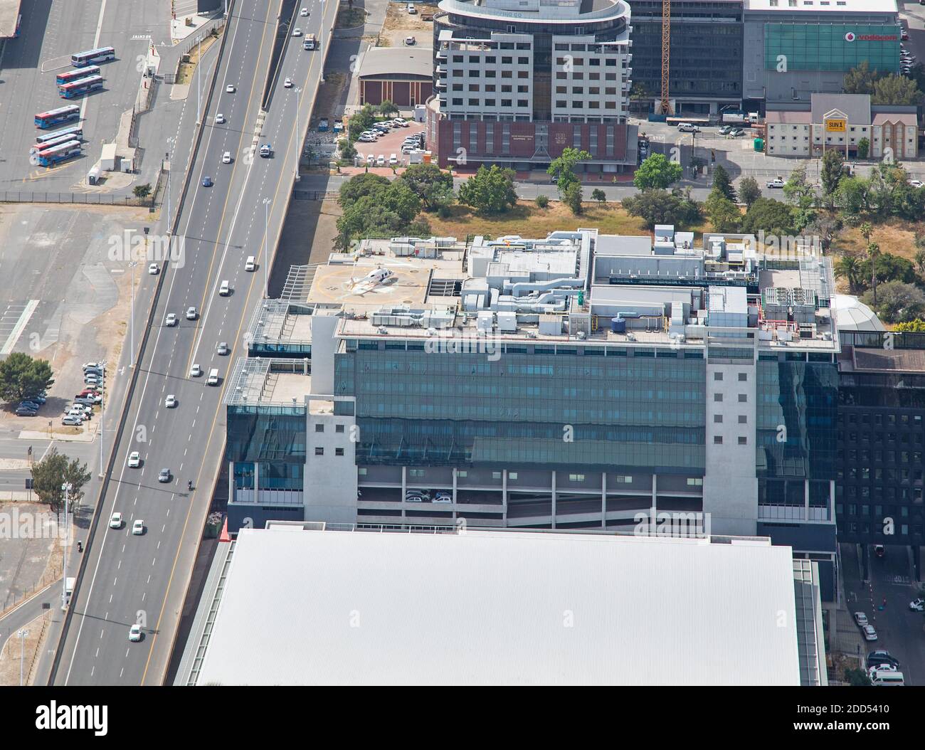 Aerial hospital helipad hi-res stock photography and images - Alamy