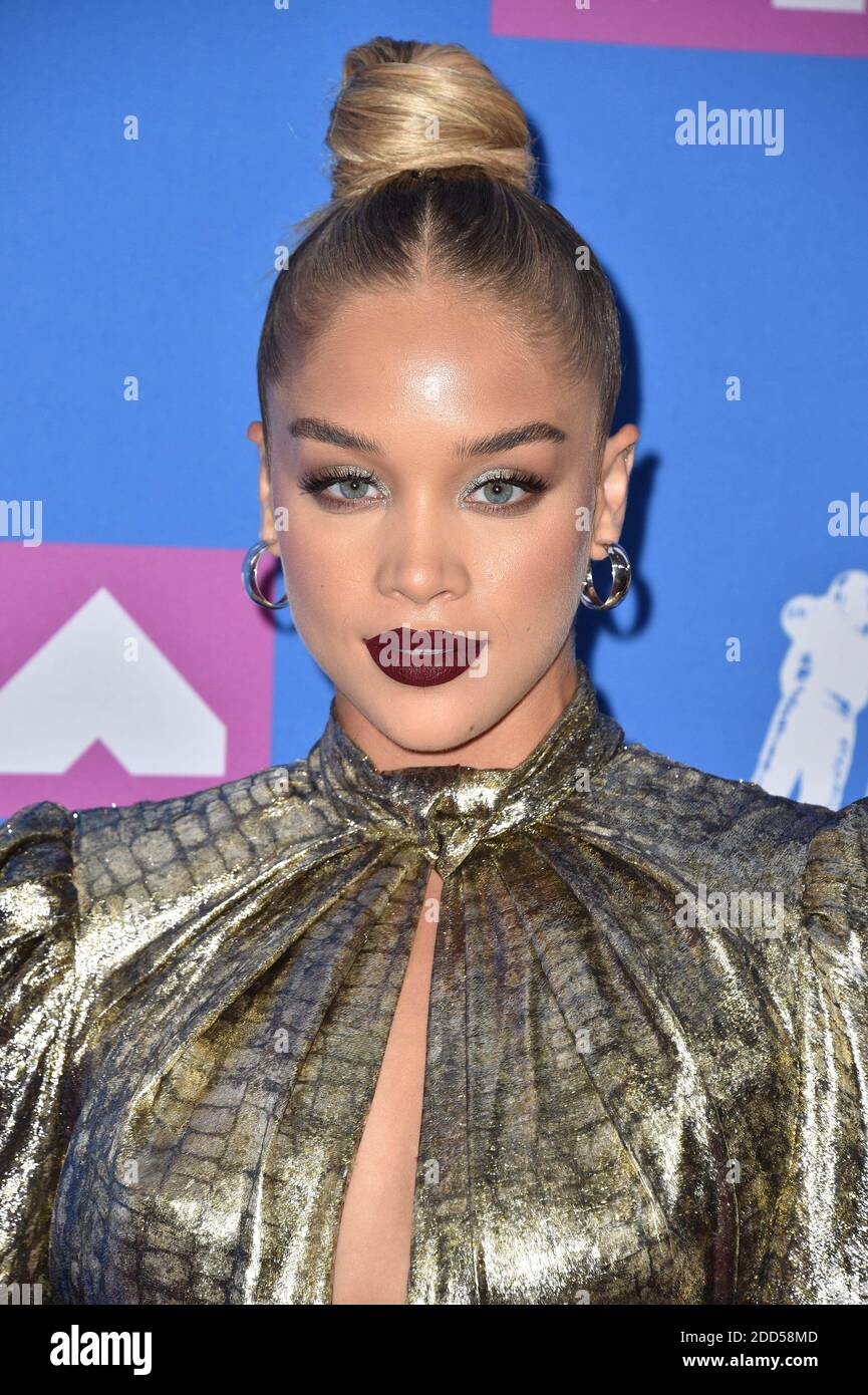 Jasmine Sanders Radio Host