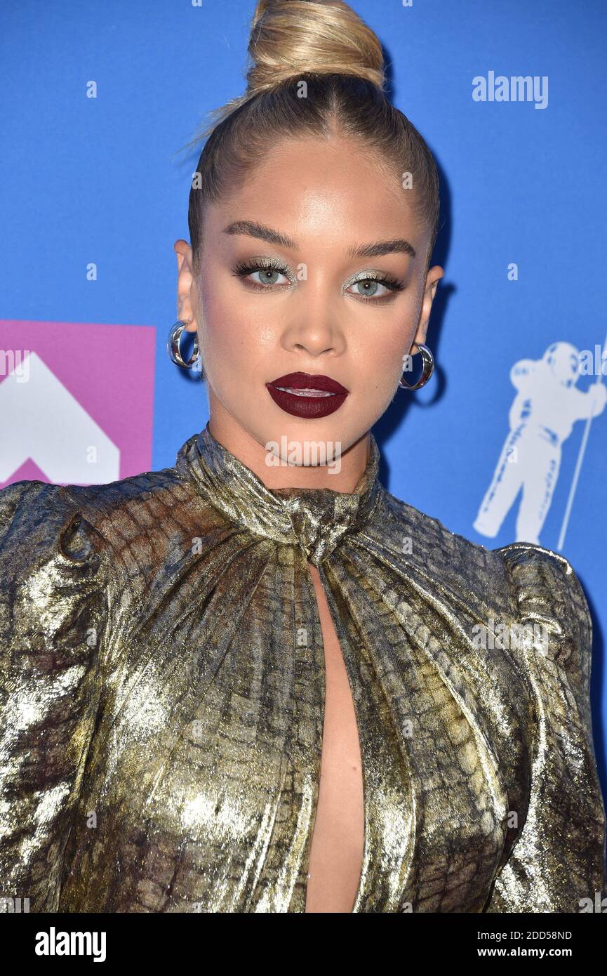 Jasmine Sanders Radio Host
