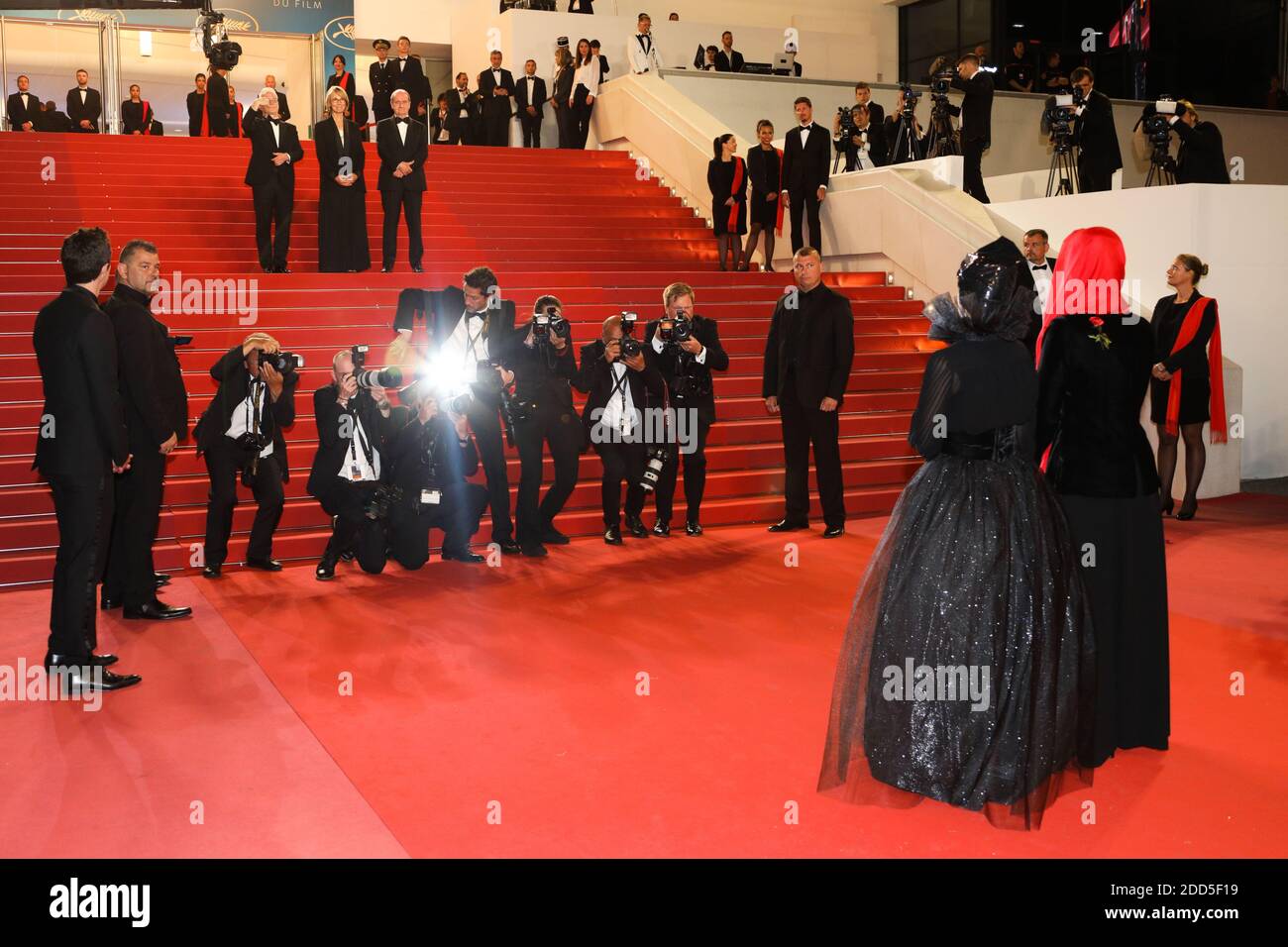 Iranian actress Behnaz Jafari and Iranian actress Marziyeh Rezaei ...