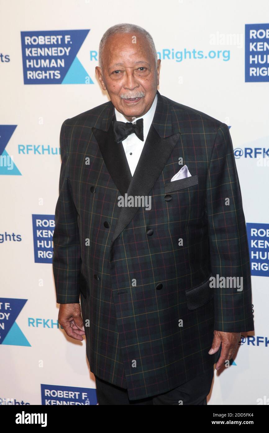 2014 robert f kennedy ripple of hope award hi-res stock photography and ...