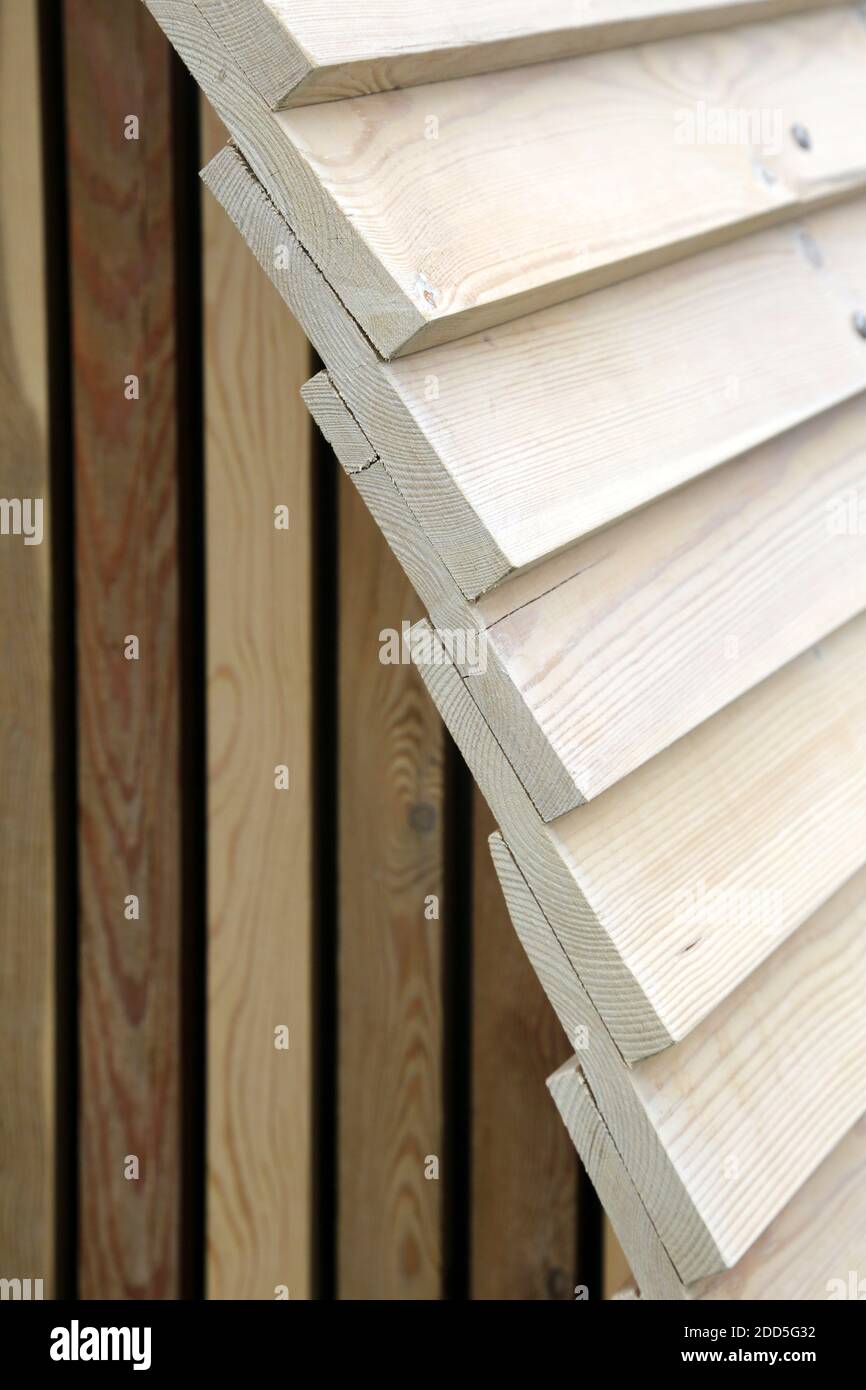 Texture, wooden sides and angles roof, nelwly constructed wooden roof ...