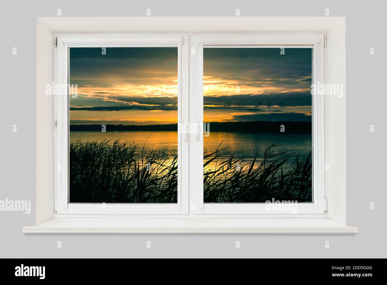 Beautiful sunrise from window dark hi-res stock photography and images ...