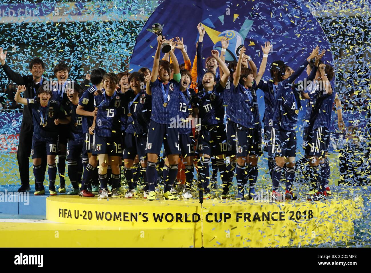 Japan's receiving the winner Cup in the 2018 FIFA World Cup Under 20 ...