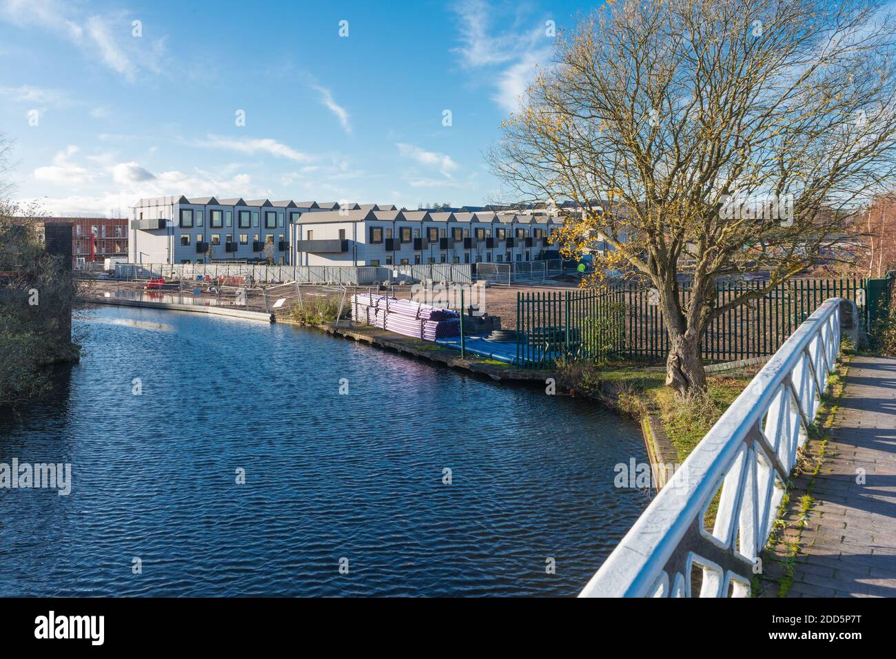 Port Loop in Ladywood, Birmingham is a new 43 acre island community ...