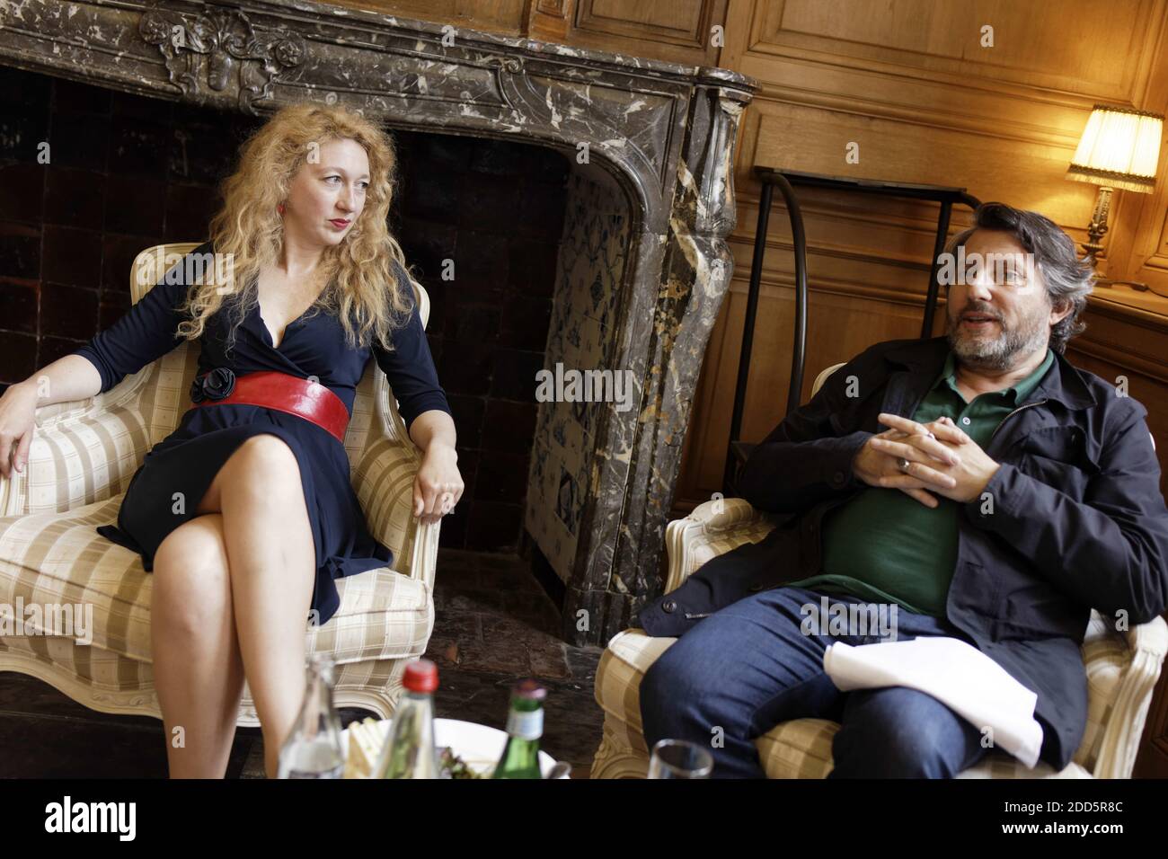 éméline bayart hi-res stock photography and images - Alamy